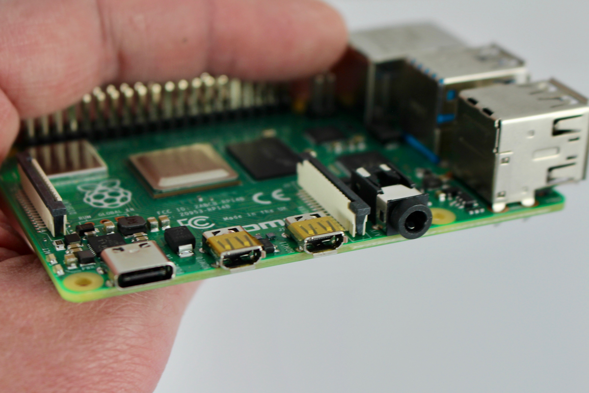 Unlock the Power of Windows 11 on Raspberry Pi Devices with Tiny11 Bui ...